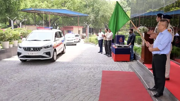Delhi Police adds 32 new MPVs to its PCR fleet to boost field presence
