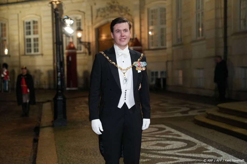 Kroonprins Christian krijgt rang van tweede luitenant