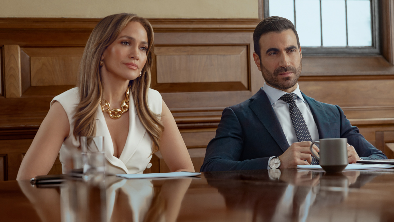 'Office Romance' interview: Betty Gilpin, Tony Hale and more