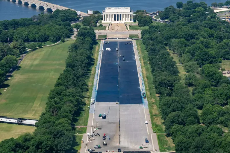 Watch live: Crews turn pump on to refill Reflecting Pool after renovations