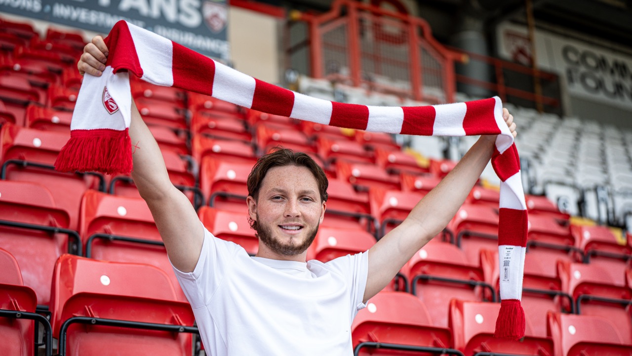 Striker excited to complete a move to Morecambe