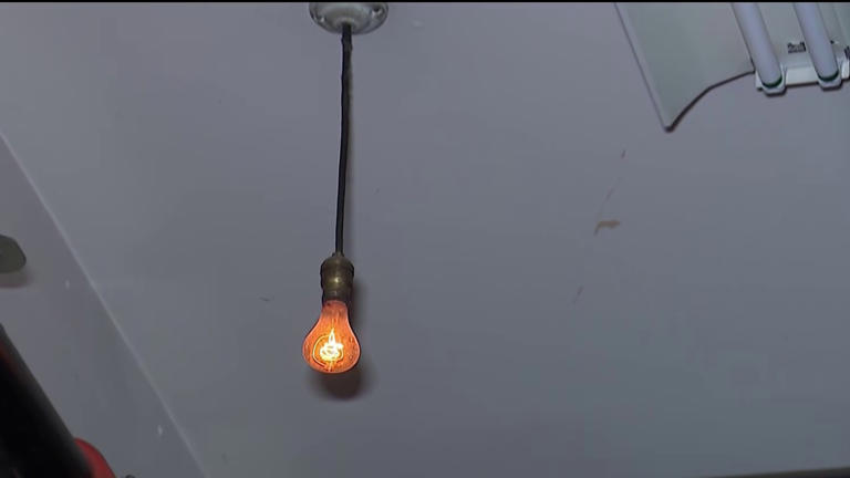 World's longest-burning lightbulb celebrates 125th anniversary in Livermore