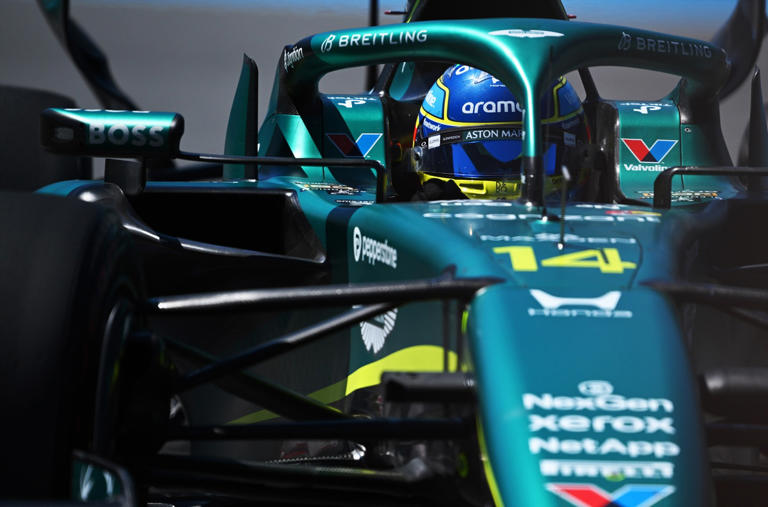 Alonso confía en que Aston Martin solucionó su problema con el asiento ...