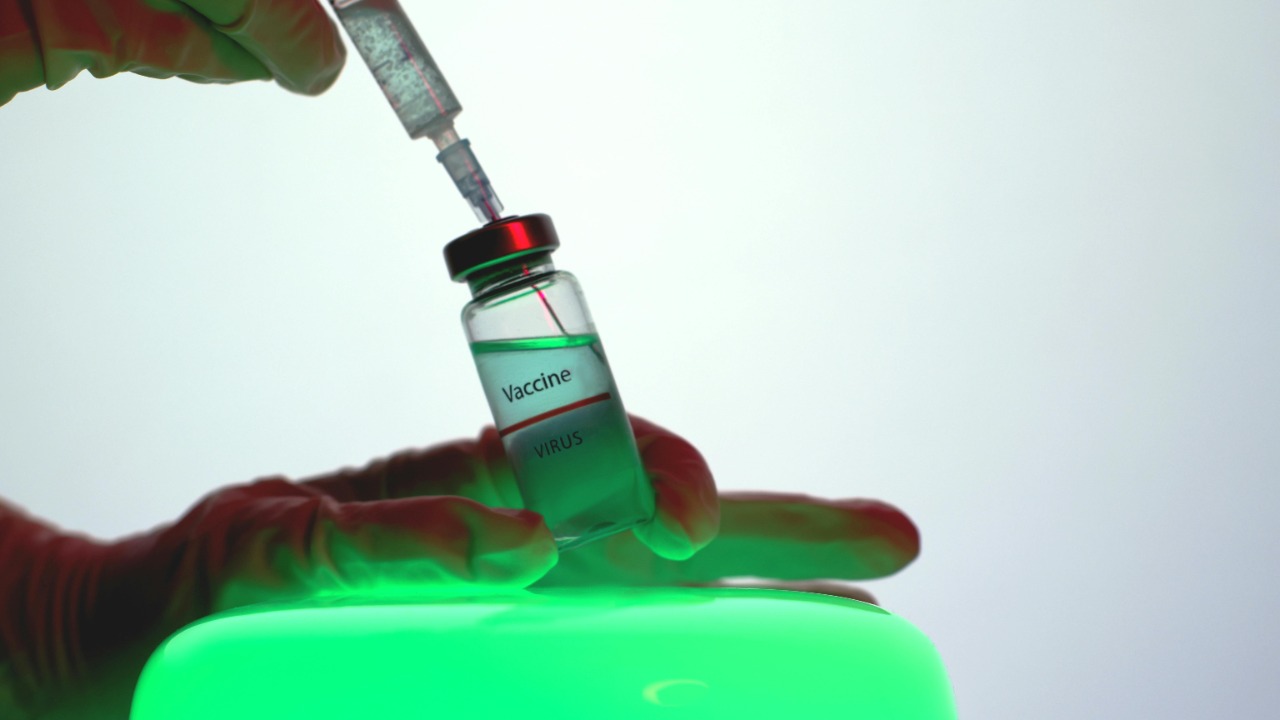 An mRNA vaccine paired with Keytruda cut melanoma recurrence by nearly ...