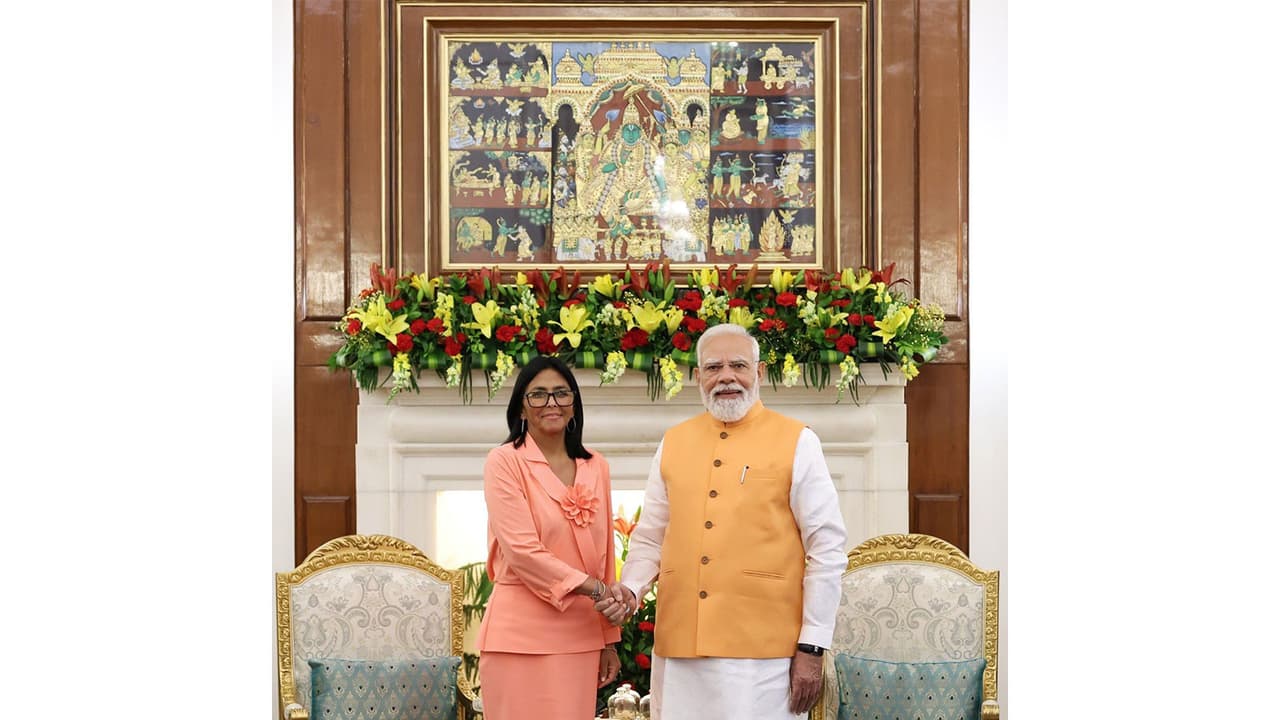 PM Modi, Venezuela's acting president discuss expanding cooperation