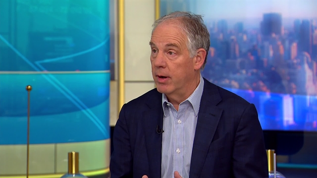 Apollo's Zelter expects high-grade debt sales to top US Treasuries