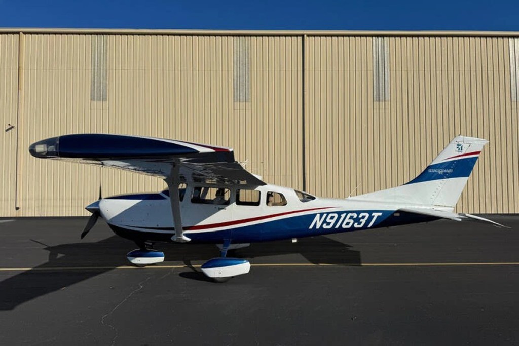 This 2010 Cessna T206H Is an Extended-Range ‘AircraftForSale' Top Pick