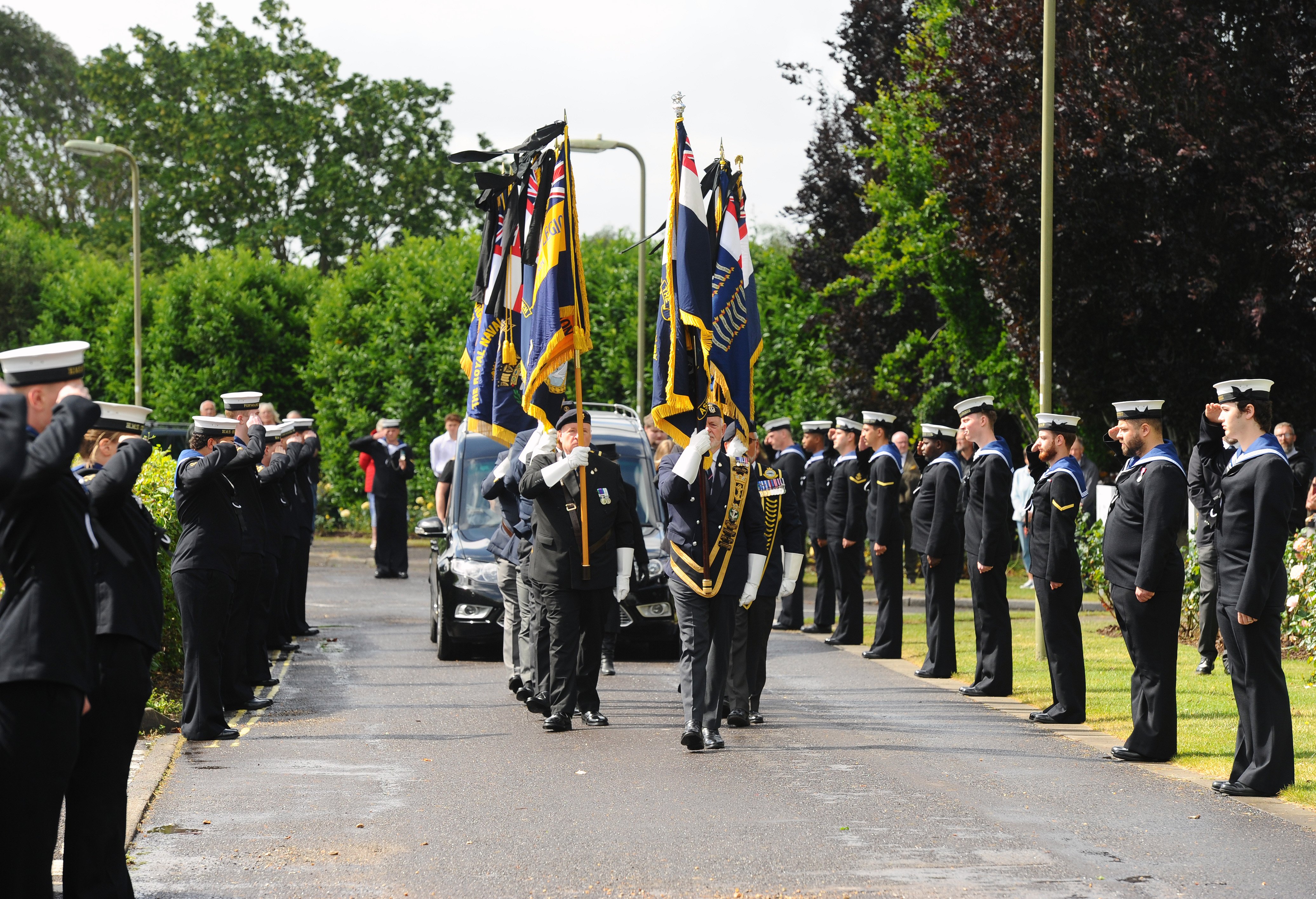 'Perfect send-off': 'Phenomenal' funeral for WWII hero as Royal Navy ...