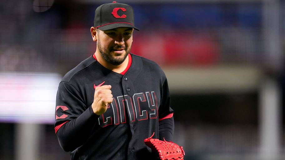 Reds make a trade with Orioles, send Jose Trevino on rehab assignment