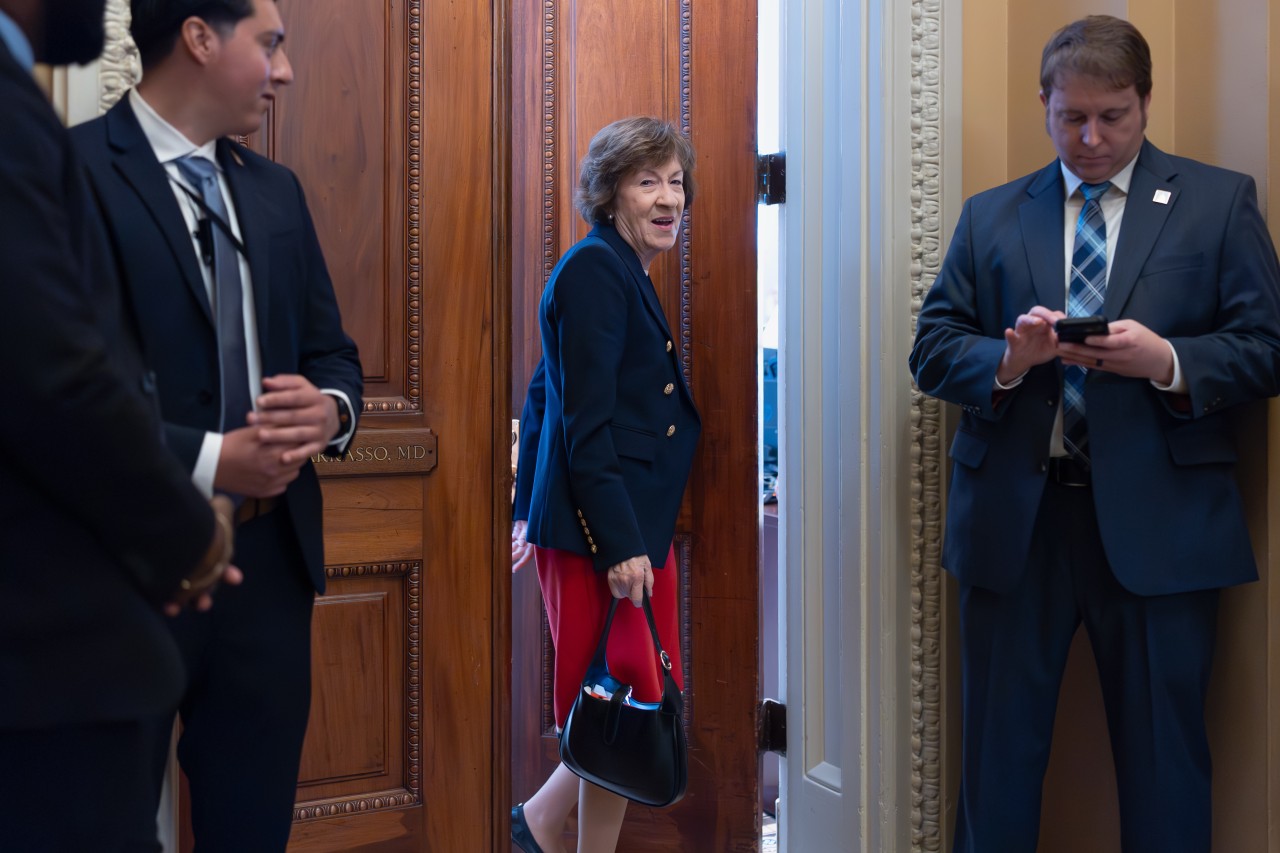 Senate passes $70 billion border-enforcement bill without killing Trump ...