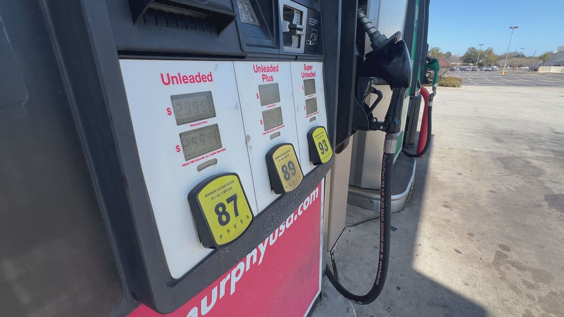 Mississippi gas prices drop, but remain above last year’s levels