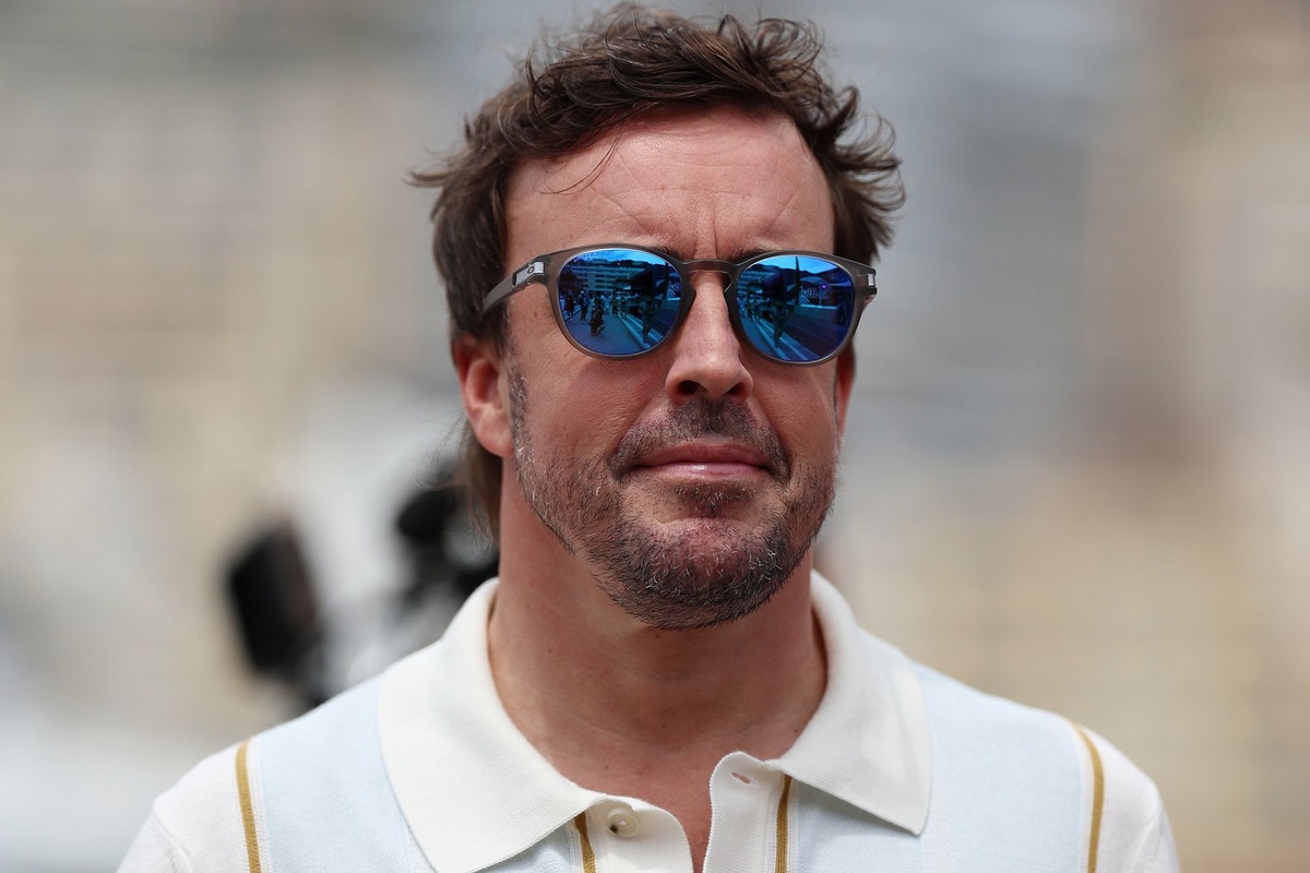 Fernando Alonso optimistic Aston Martin has fixed cockpit issue for ...