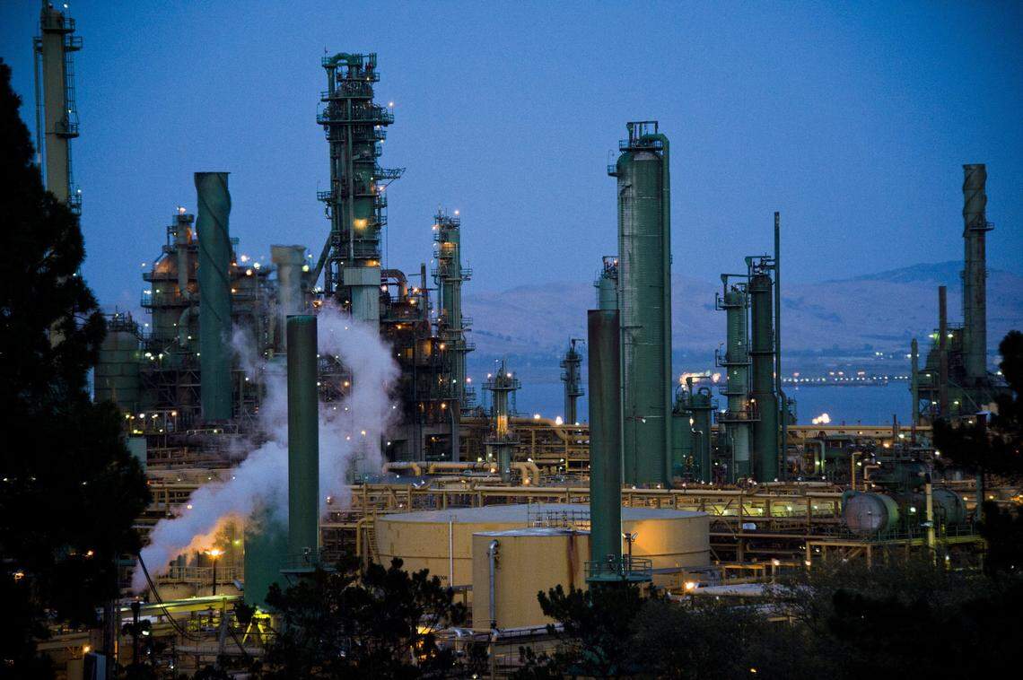 When refineries close, communities need vital information about cleanup ...