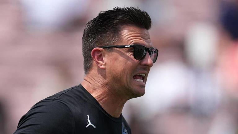 UCLA football could have two legit WR1 options
