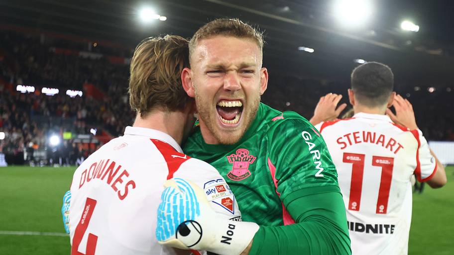 Southampton close to permanent signing of goalkeeper Daniel Peretz