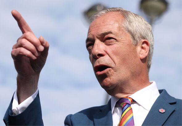 Soaring migration to blame for Brexit voters deserting Tories and ...