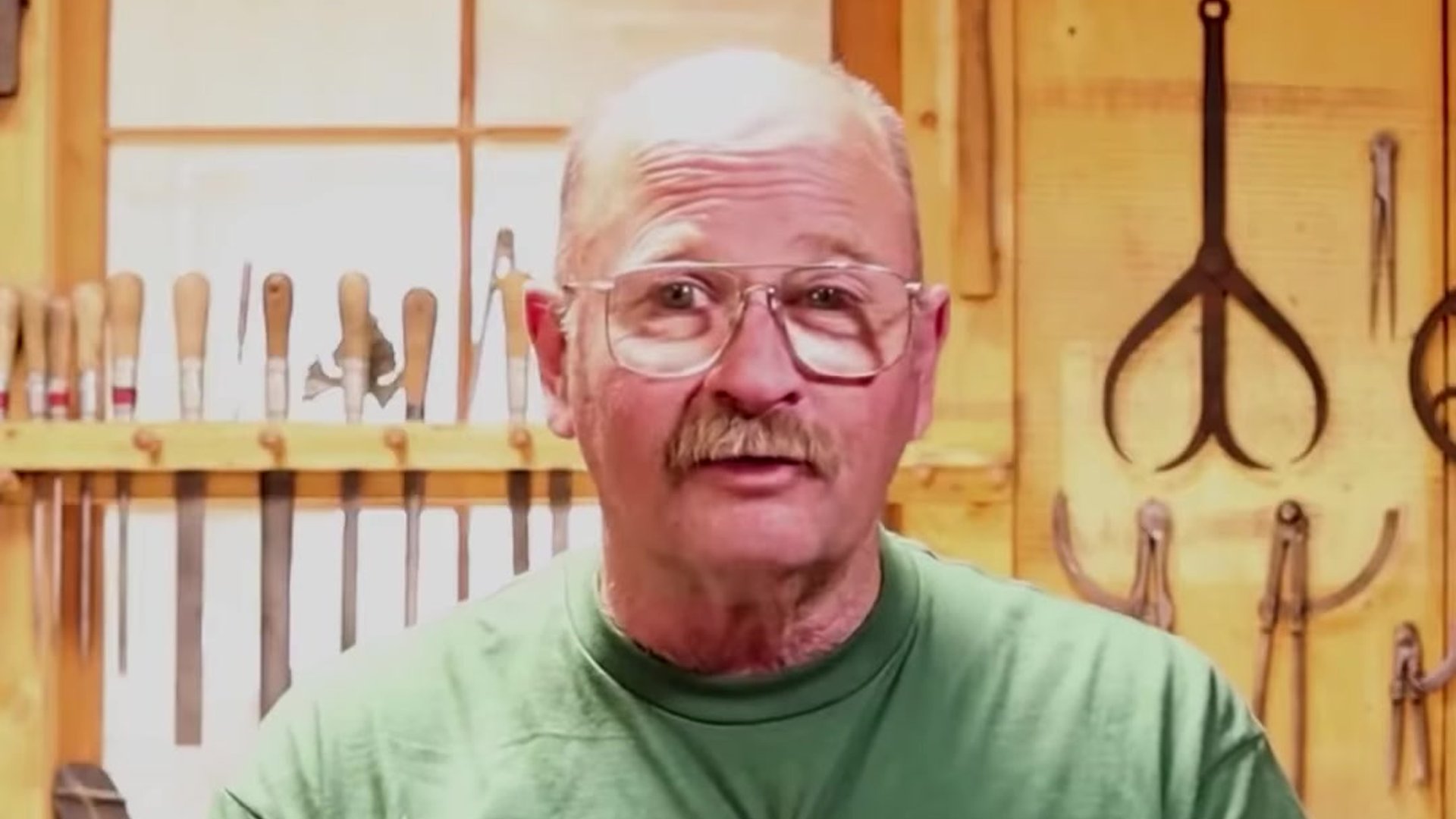 Sharpening drill bits with Drill Doctor