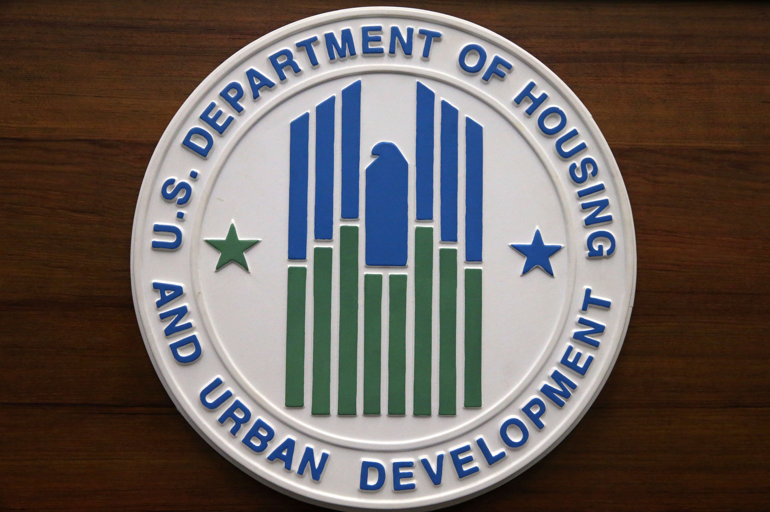 US and California homelessness dip from record highs, HUD reports