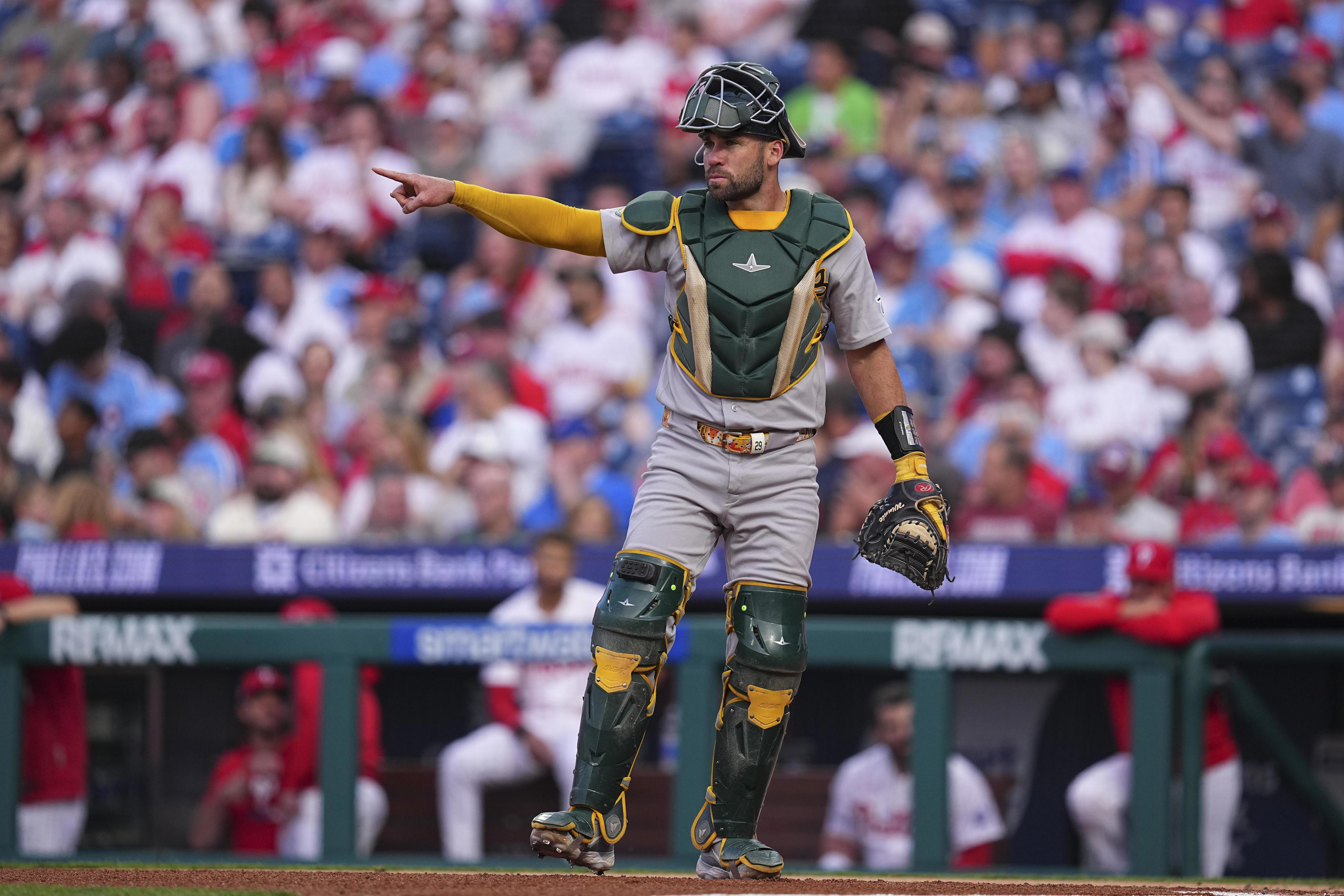 Braves acquire Austin Wynns from the Angels, designate Chadwick Tromp ...