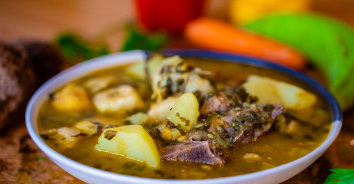 22 foods that instantly transport people back to Sunday dinner