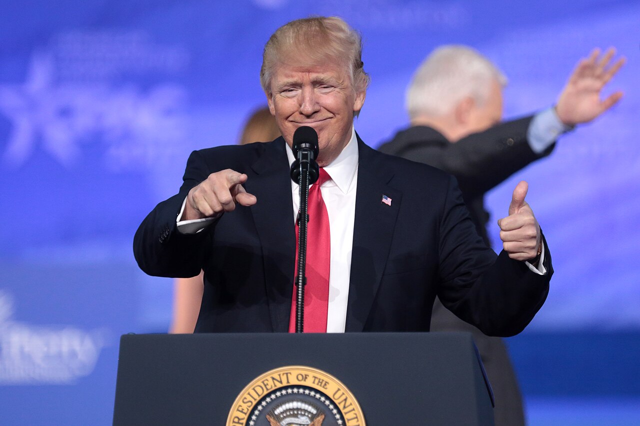 Is Donald Trump a narcissist? Fox News viewers eviscerate POTUS ...