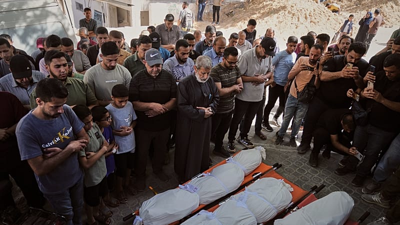 Gaza: Familien trauern nach nächtlichen israelischen Angriffen mit ...