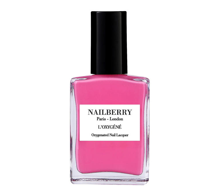 Zara Larsson's neon manicure proves that pink will always be a classic ...