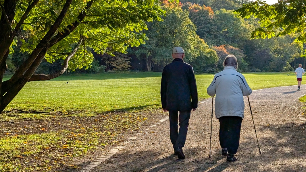 15 common myths about aging debunked