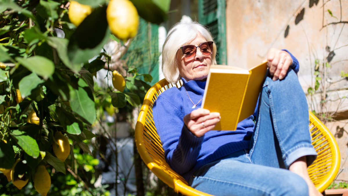 5 essential books to read before retirement for a smooth transition