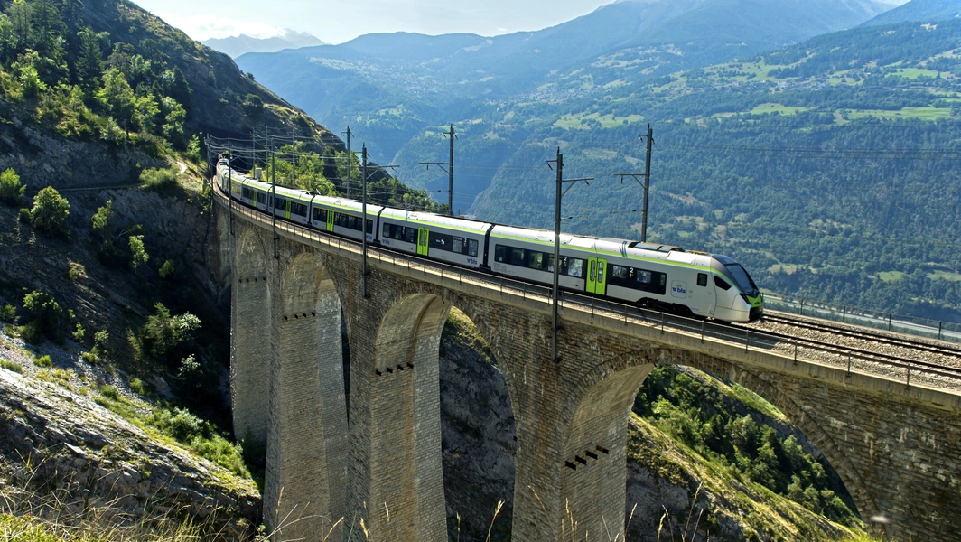 10 scenic train journeys around the world