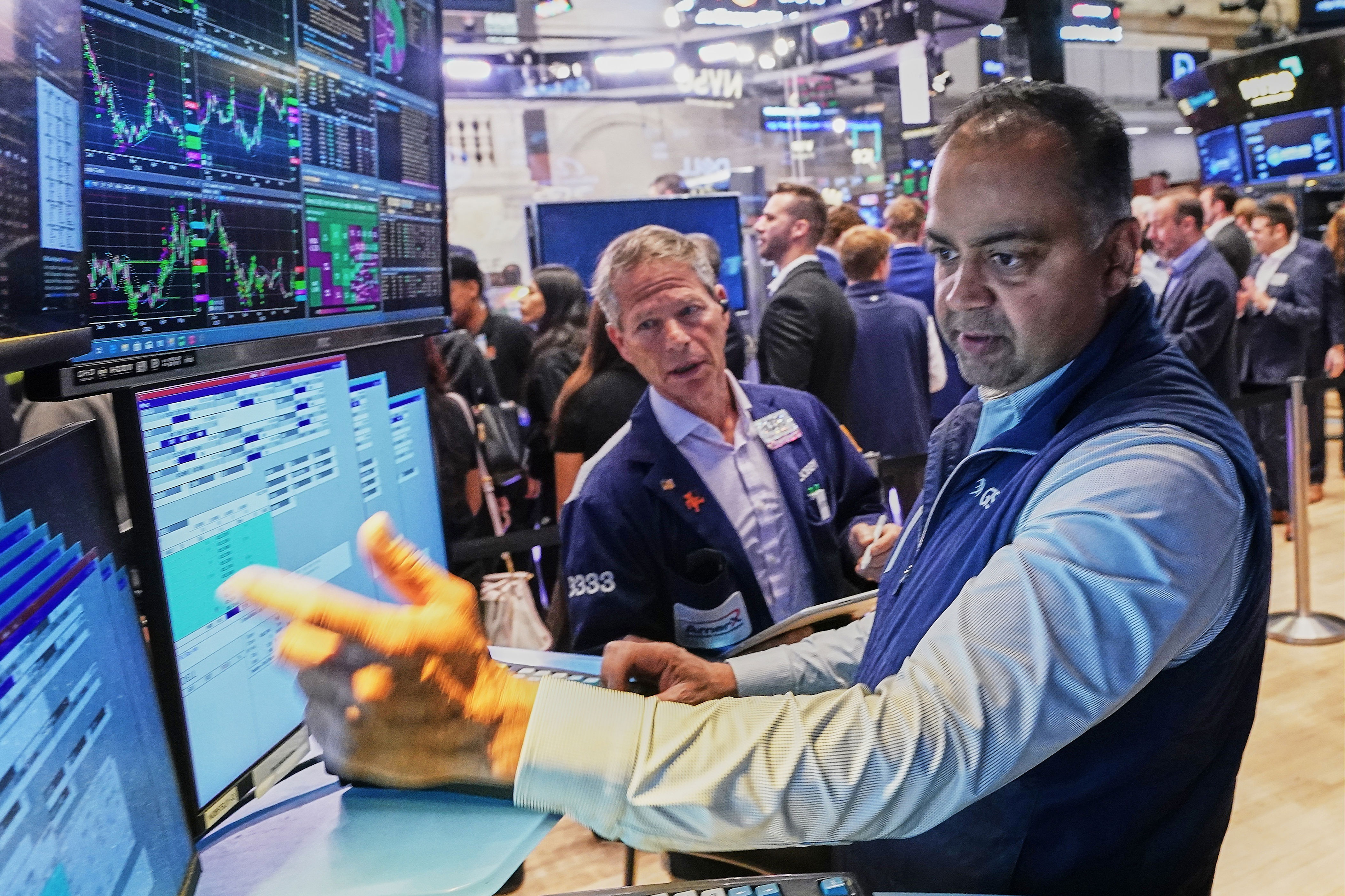 One-third of Americans’ wealth is now tied to the stock market — a ...