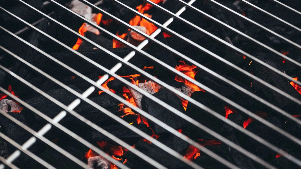 Celebrity chefs share grilling tips to avoid summer cooking fails