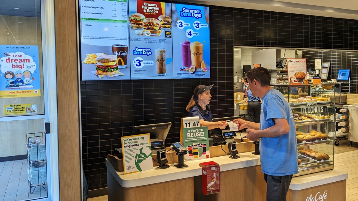 These budget-friendly regional fast-food chains are worth the trip ...