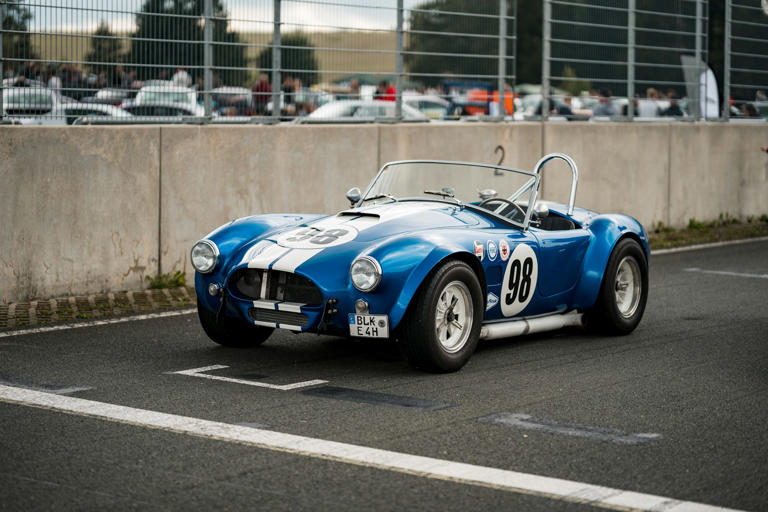 This week in collector car auctions: Record spring numbers, smart-money ...