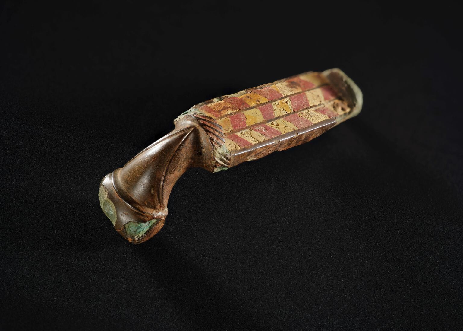 Rare Roman brooch found by metal detectorist to go on show for first time