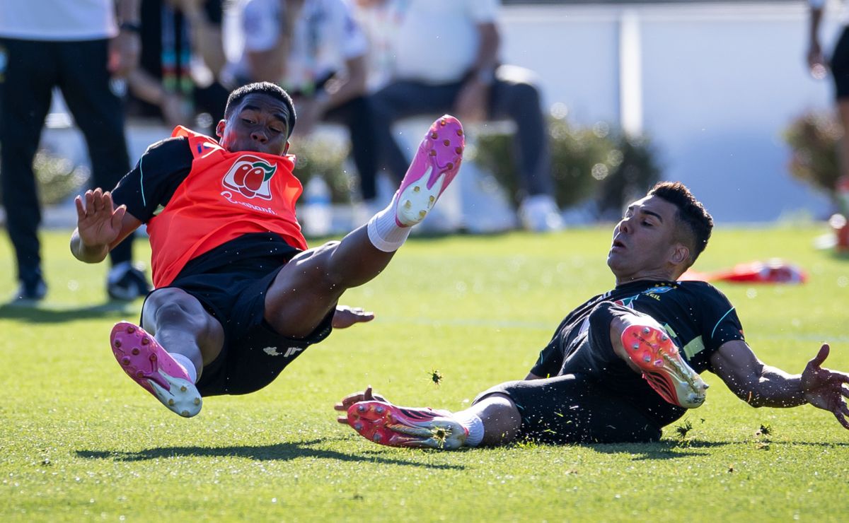 Casemiro faces backlash in Brazil after harsh tackle on Endrick during ...
