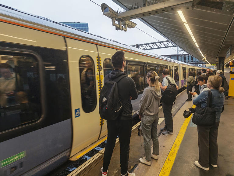 London beats Tube strike as Elizabeth line saves capital from meltdown