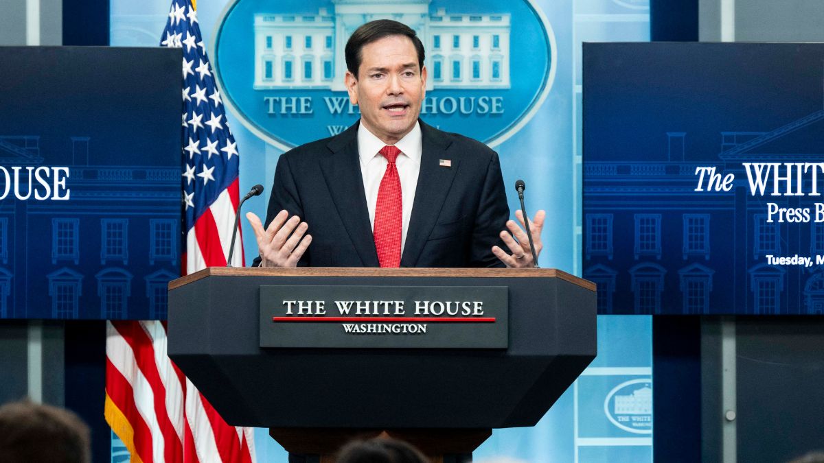 Rubio confronted with video of Trump nodding off during Cabinet meeting ...