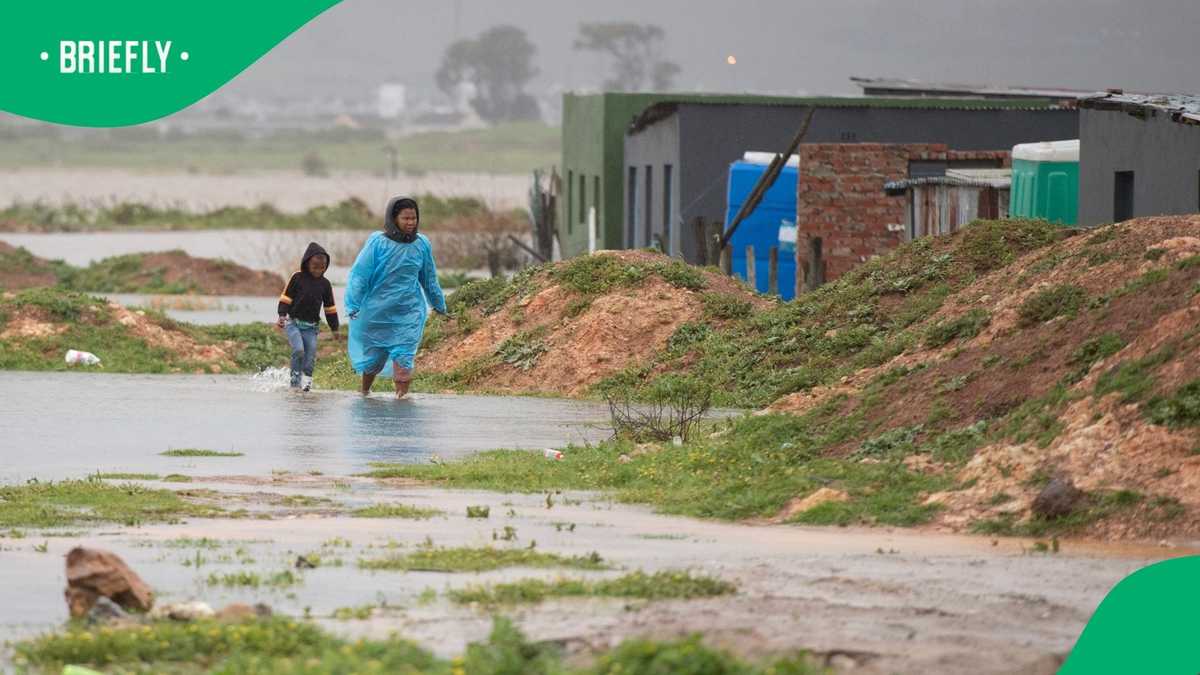 Western Cape flooding worsens: Hundreds displaced as authorities issue ...