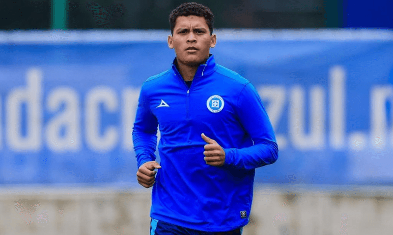 Cruz Azul dejaría salir a una de sus revelaciones pese a su gran temporada