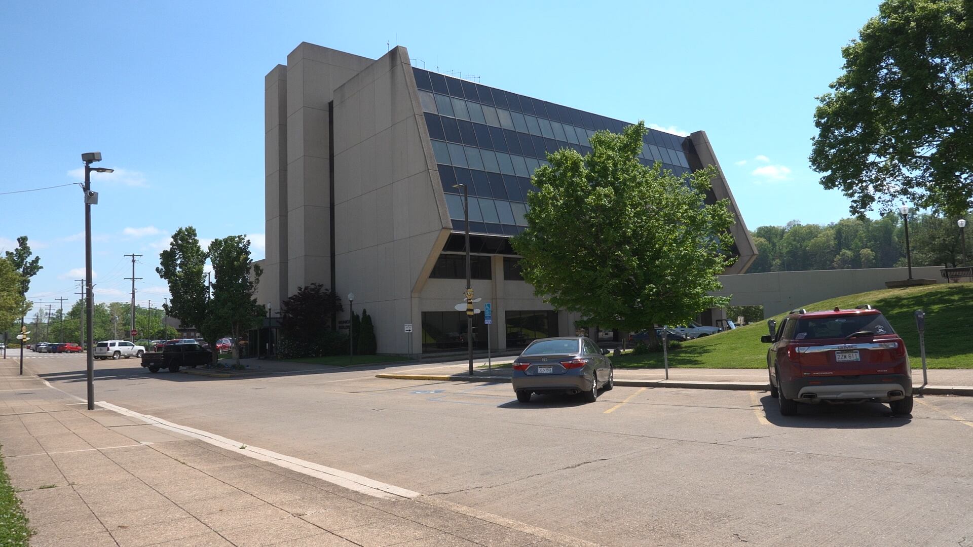 Wood County clerk approves sanitation contract petition signatures