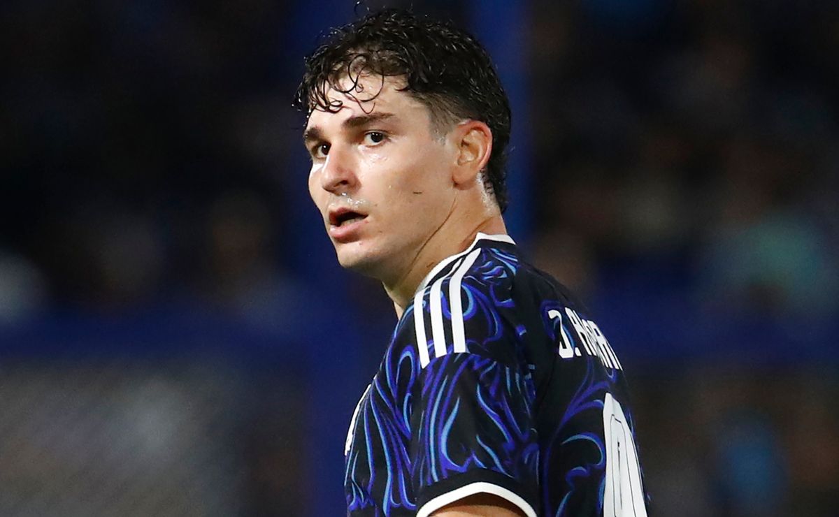 Julian Alvarez reportedly undergoes special regenerative treatment in ...