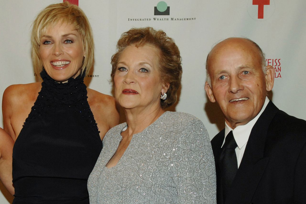 Sharon Stone recounts calling her dad during ‘threatening’ at-home ...