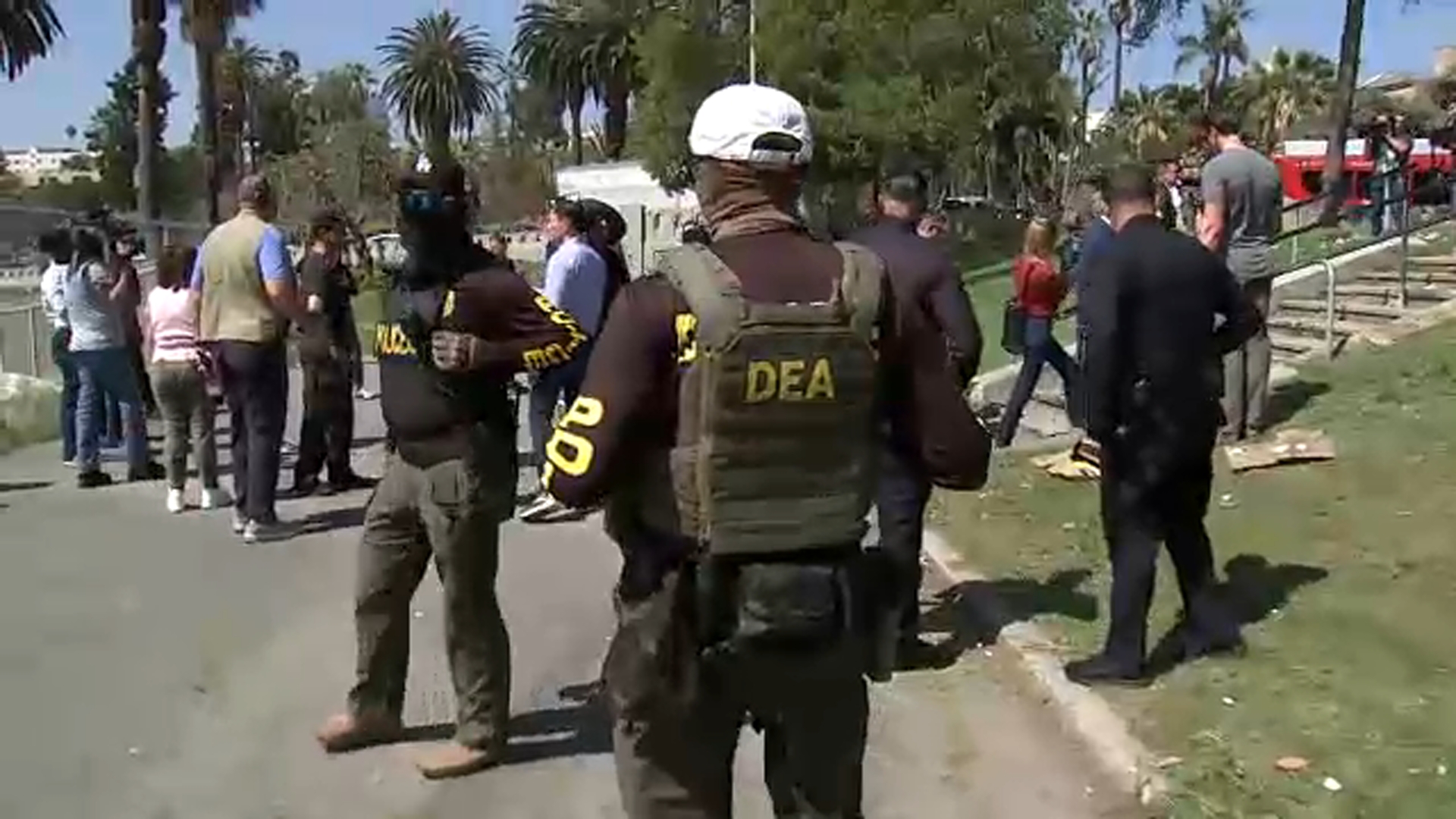 Los Angeles police, DEA conducting major narcotics operation at ...