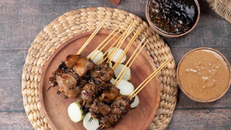 5 Sate Ayam Enak di Jakarta Pusat untuk Makan Malam, Empuk dan Porsi Besar