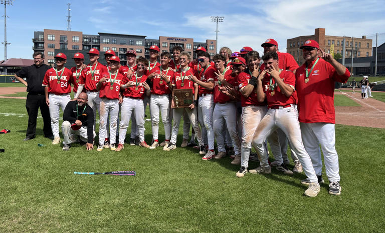 Fenwick walks off Roger Bacon to win regional baseball championship