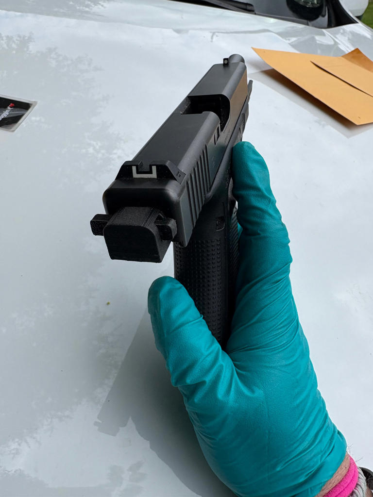 Crestview traffic stop leads to fentanyl, cash, gun seizures, 2 arrests
