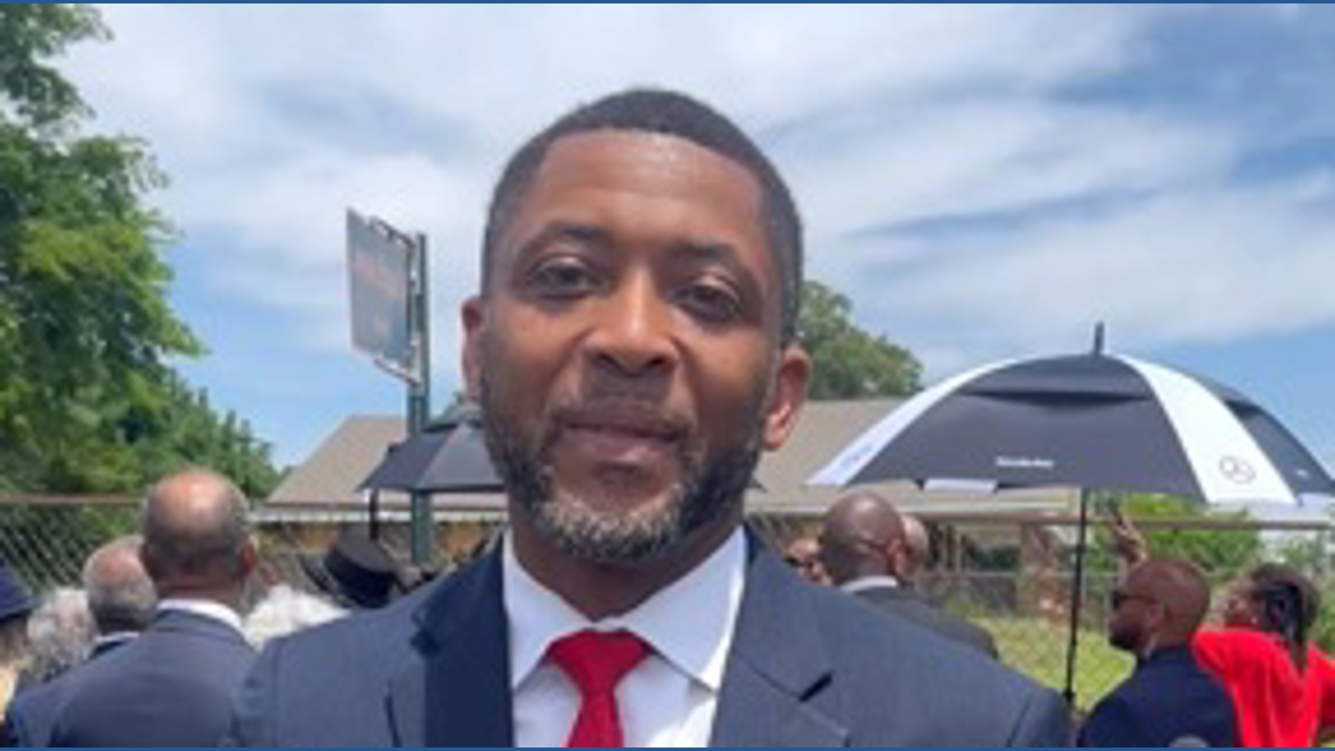 First Baptist Church Lauderdale reverend honors James A Bridges Sr.