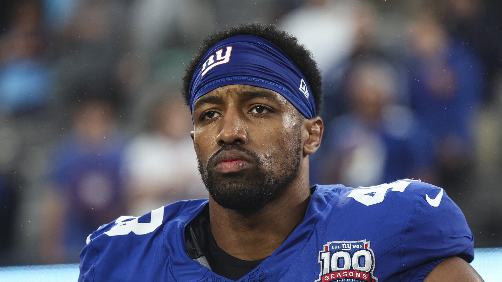 Browns sign DE Benton Whitley