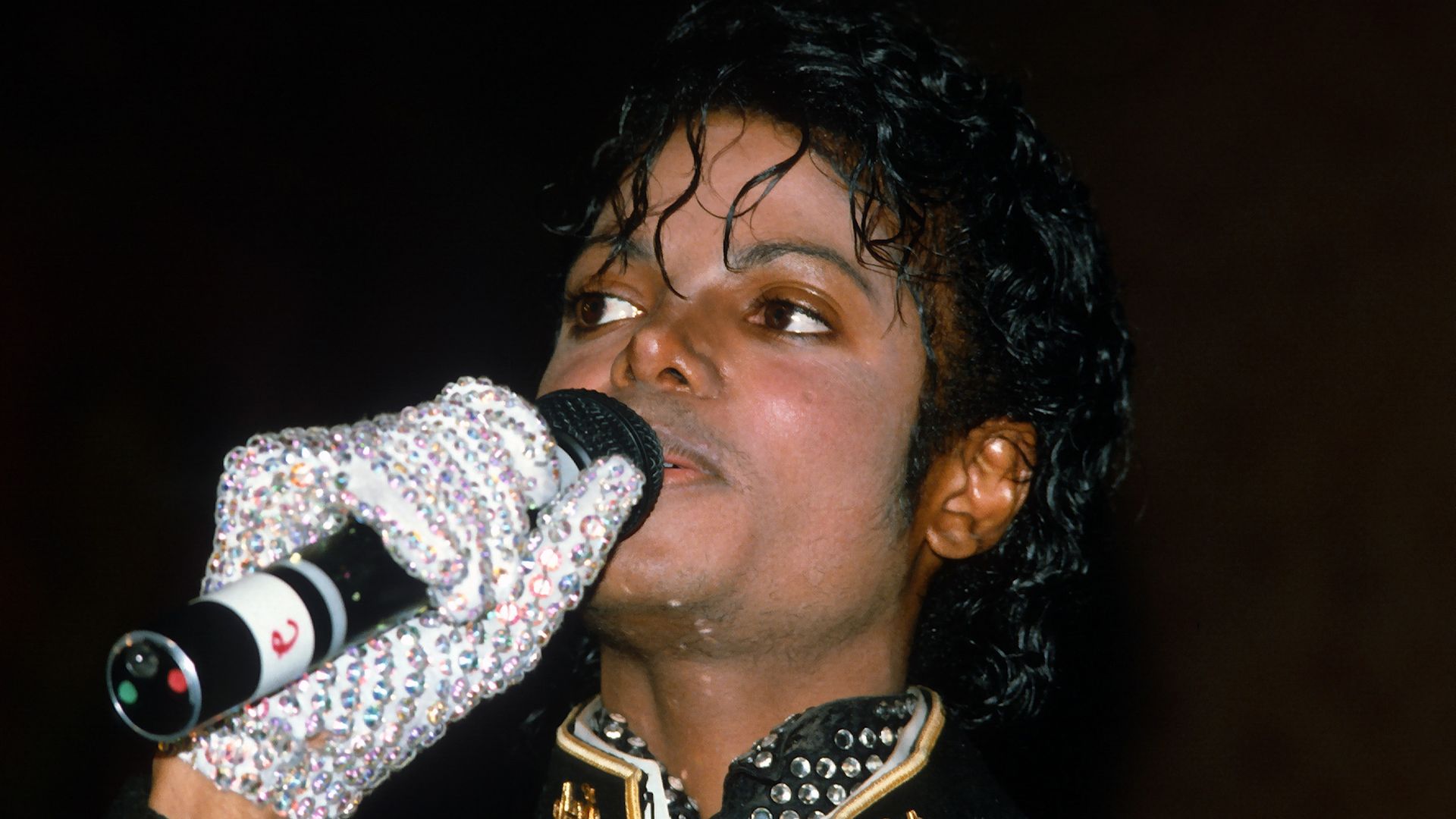 The hidden detail in Michael Jackson’s iconic 'Thriller' dance some ...